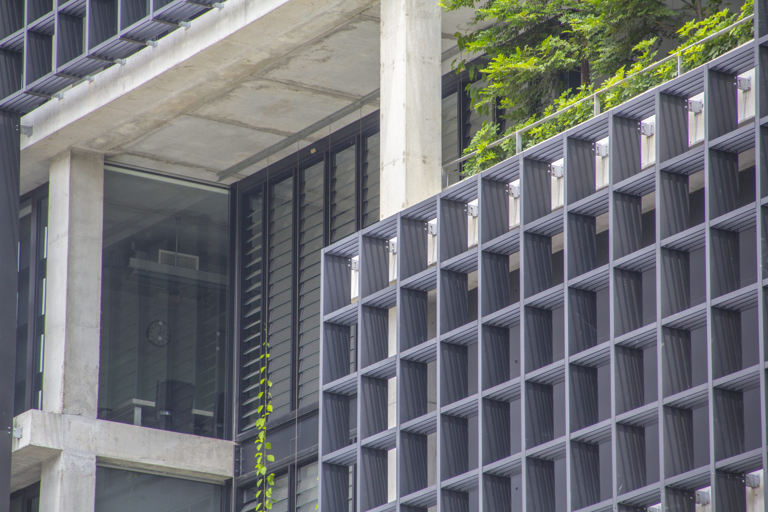 DML Group of Company – Metal Ceiling, Louvers & Guardrail Manufacturer